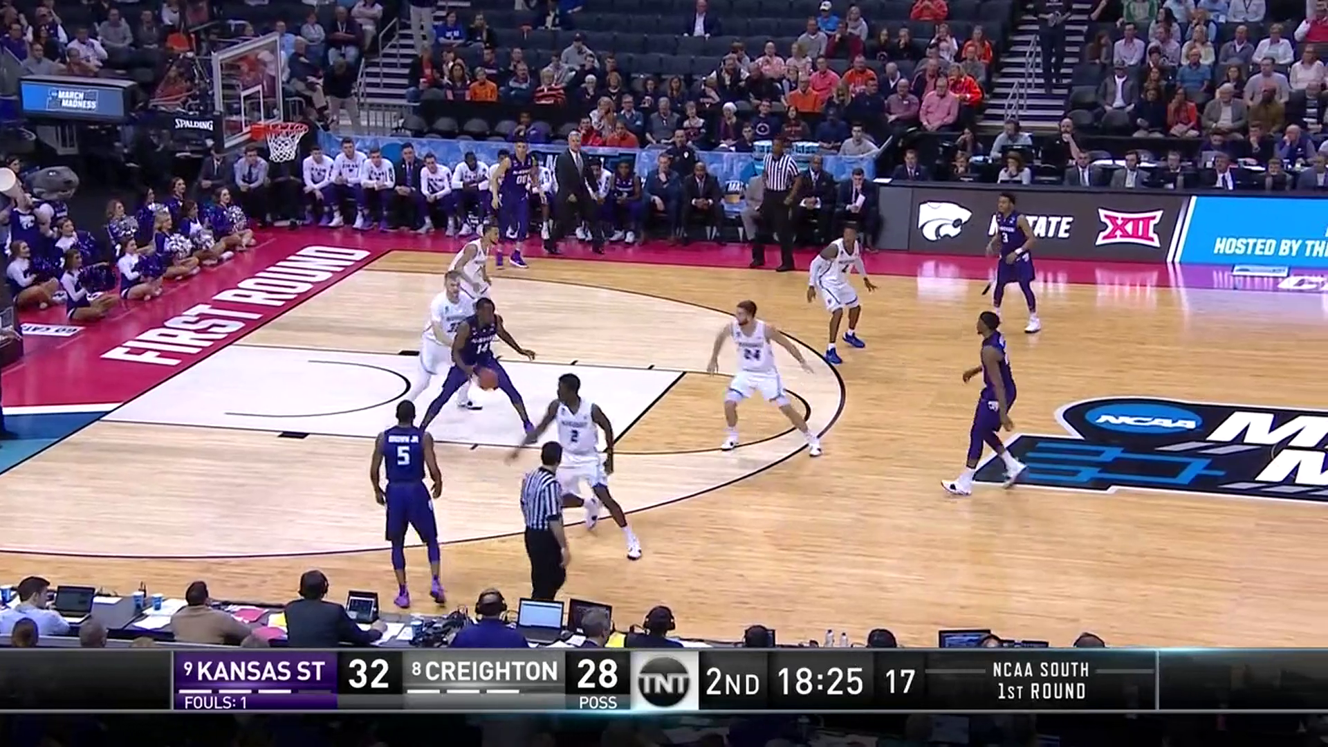 3-pointer by Xavier Sneed | NCAA.com