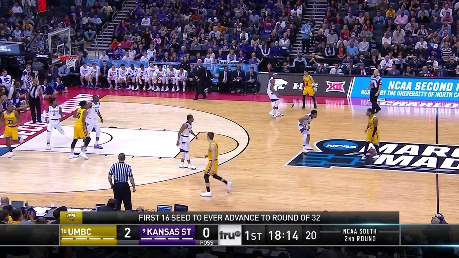 3-pointer by Arkel Lamar | NCAA.com