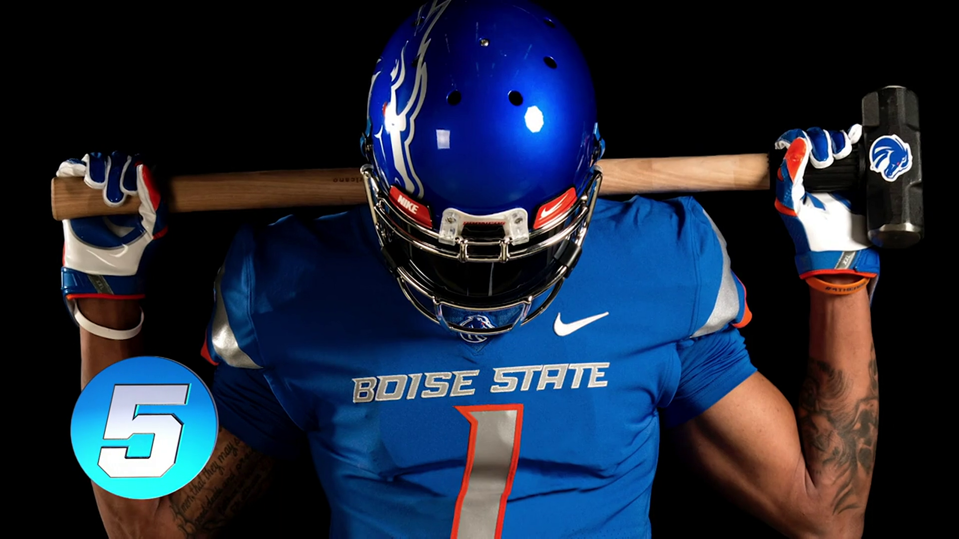 College Football: Gameday Swag | High Five | NCAA.com